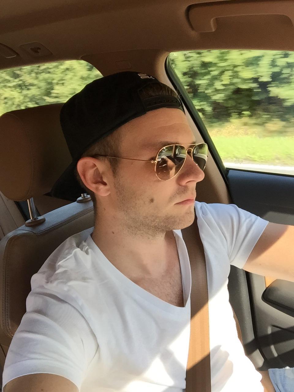 Profil von Dennis Eckhardt beim Sozialen Fahrzeug-Netzwerk Motory